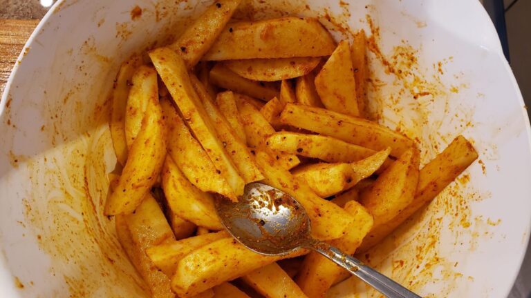 Potatoes au four aux épices et parmesan - Les Chats Gourmets - Recettes ...