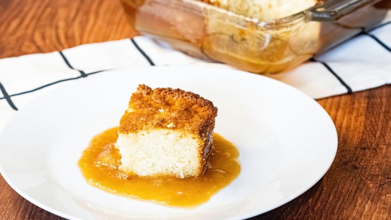 Authentic Québec Pouding Chômeur: The Traditional Maple Syrup Recipe ...